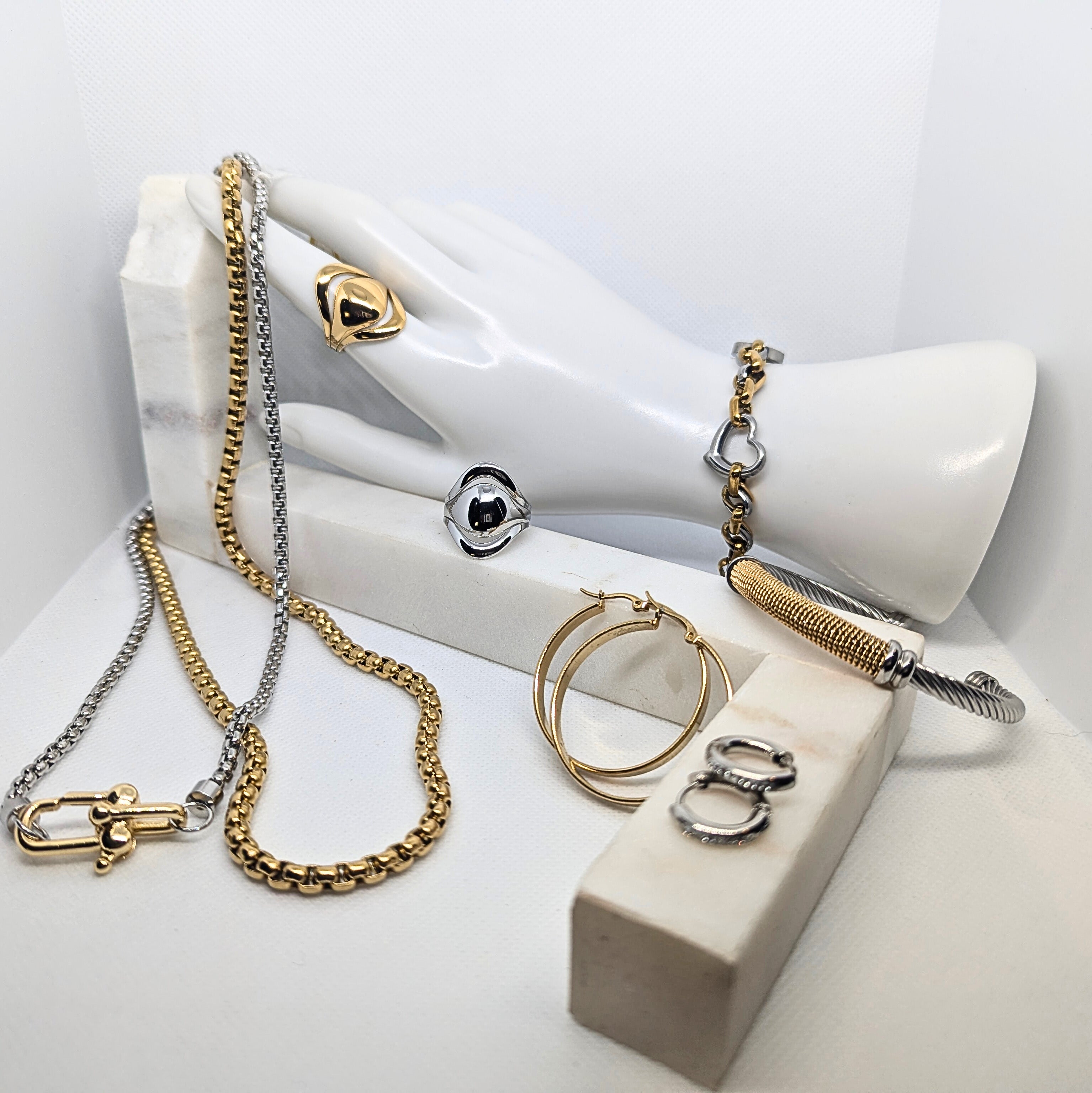 New arrivals – iu Jewelry